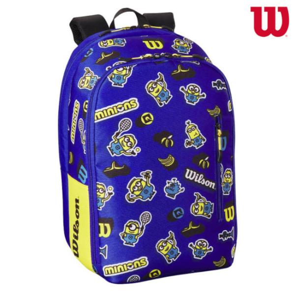 2023 WILSON x MINIONSコラボレーションデザインのバックパック。ラケットは背面のラケットポケットに最大2本まで収納する事ができます。バッグ正面のメインポケットにはアパレル、シューズ等の収納に適しています。また、正面の縦のジ...