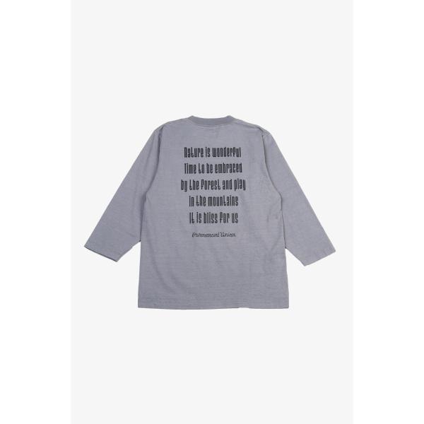 MATERIALコットン 100%昨今の短い秋、春に応じて8分袖を新しくラインナップ。オリジナルの14番単糸を採用したミディアムウェイトとヘビーウェイトの中間に位置するミディアムヘビーの生地は程よく厚く、季節の栄目にとても重宝する。しっかり...