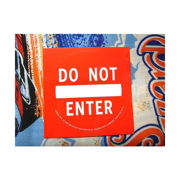 「警告ステッカー」デザインも豊富で、お気に入りの物をお選び下さい〜。いかにもアメリカンなカラーリングがいい感じですね♪バイクやヘルメットパソコンなど使いやすいサイズですのでどこにで貼れます。是非、お気に入りの場所にステッカーチューンしてお楽...