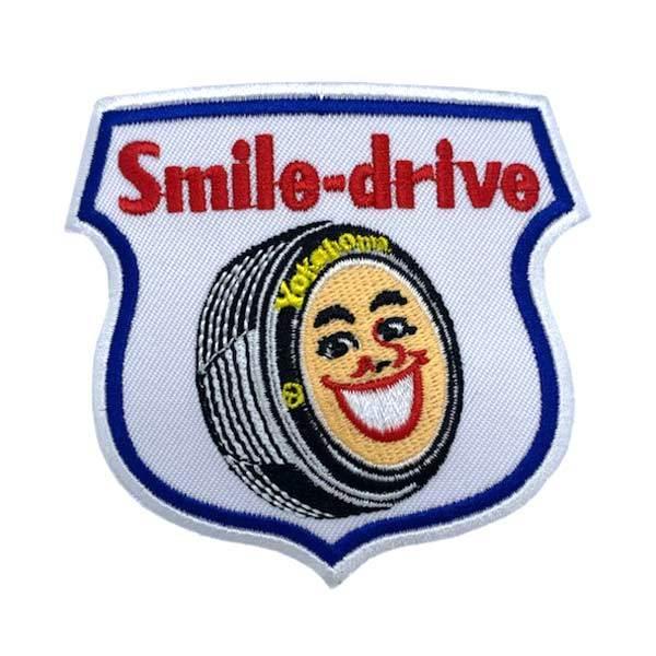 Smile-drive　YOKOHAMAタイヤのワッペン。 誰もが一度は目にした事があるであろう昔懐かしのデザインです！ レトロなデザインがなんとも言えないです！！ サイズ:約8.6×7.5cm