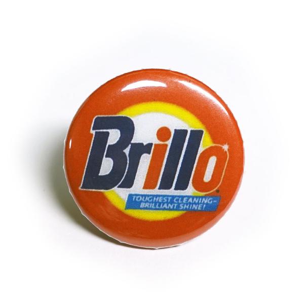 レーシングモーター系やUSアドバタイジング(企業)キャラクターをモチーフにした、ポップでアメリカンな缶バッチでございます。キャップやかばん等はもちろん、いろんなシーンでお使いいただけます。サイズ：直径 約3cm【 組み合わせが自由に選べる！...