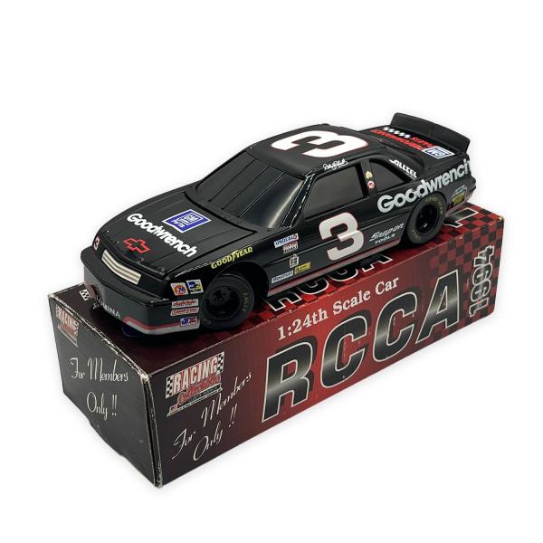 往年の名車から個性あふれるモデルまで、比較的状態の良い希少なNASCARコレクタブルミニカーが待望の入荷。近年ではここまで多種多様な希少品がそろって入手することはございませんでした。手に持って感じる重厚感のあるダイキャスト製ボディは、現行モ...