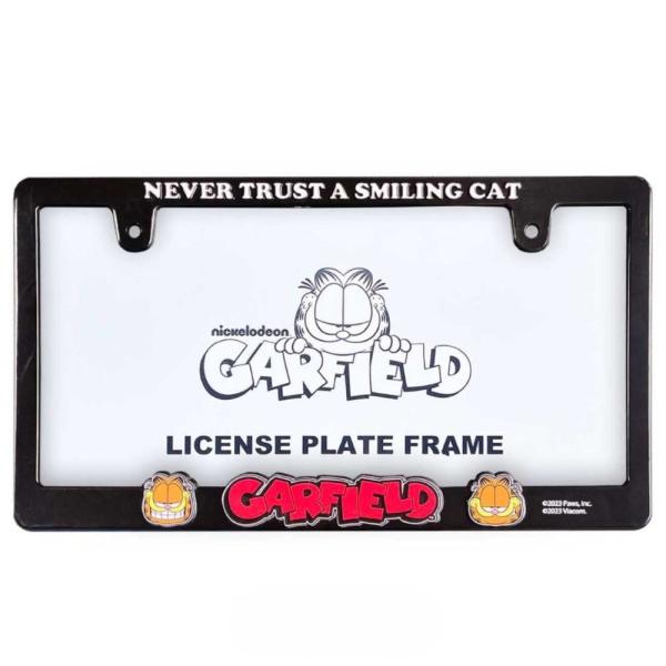 他の車と差をつける「LICENSE PLATE FRAME」が入荷致しました！愛車のライセンスプレートをアメリカンにチェンジ！ 新柄「NYC」が登場し、さらにパワーアップして5柄になりました♪USAでは装着していない車の方が少ないくらいポピ...