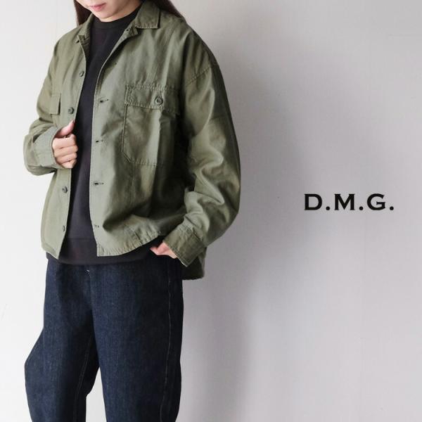 ドミンゴ D.M.G DMG 18-617t テンセルバックサテン ファティーグ ジャケット スプリングコート SF210732季節をつなぐシャツジャケット。ミリタリーライクなシャツジャケット。胸元には大きなフラップポケット。首元はボタンの...