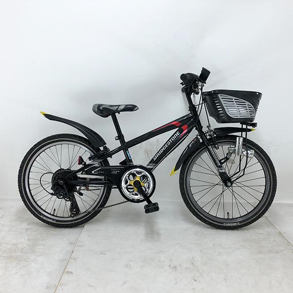 ◇ ◆ ◇ ◆ ◇ 商 品 情 報 ◇ ◆ ◇ ◆ ◇【外観ランク】　Bランク【リユース・中古】　ジュニアサイクル【メーカー】　ブリヂストン【タイヤ】　　20インチ【ギア】　　　外装6段【カラー】　　ブラック系LEDダイナモライト付き1本ス...