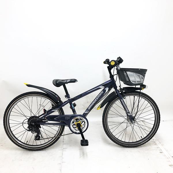 ◇ ◆ ◇ ◆ ◇ 商 品 情 報 ◇ ◆ ◇ ◆ ◇【外観ランク】　Bランク【リユース・中古】　ジュニアサイクル【メーカー】　ブリヂストン【タイヤ】　　24インチ【ギア】　　　外装7段【カラー】　　ネイビー系LEDオートライトローラーブレ...