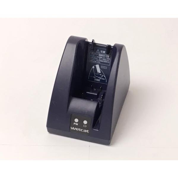 【商品説明】ウェルキャット XIT-100用シングルチャージャーです。【メーカー】Welcat ウェルキャット【型番】QC-001【オプション】本体、ACアダプタ、ACケーブルが付属します。【状態】中古品です。本体にキズが複数あります。充電...