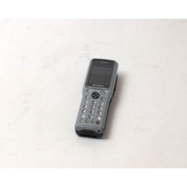 【商品説明】バーコードを読み取り保存してパソコンへ転送できます。商品発注や棚卸し、ピッキングや照合検査などに利用できます。 データ転送はクレードル転送の他ワイヤレス(無線LAN)にて接続可能です。 【メーカー】KEYENCE 【型番】BT-...