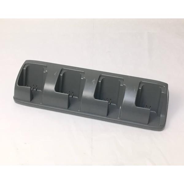 【商品説明】BHT-100シリーズ充電器 4台まとめて充電できます。　BHT-7500　BHT-7000　BHT-100シリーズ対応 【メーカー】DENSO【型番】C-750【仕様】 【オプション】 本体とACアダプタが付属します【状態】 ...