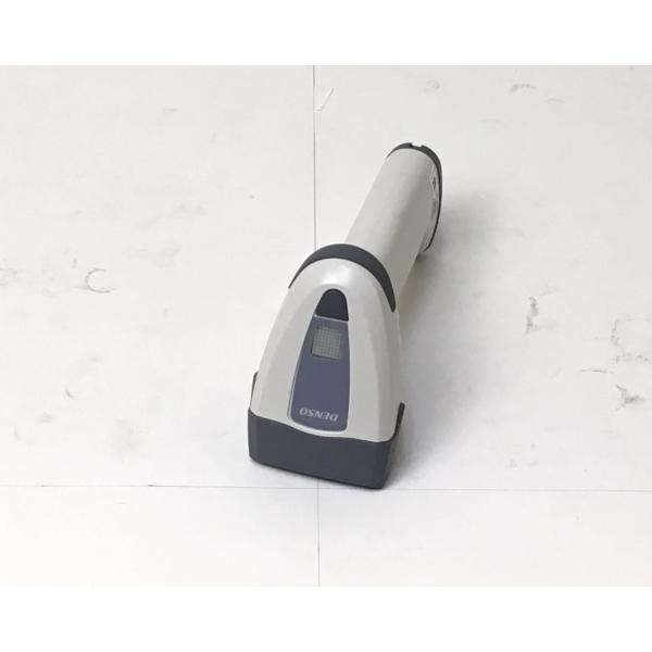 【商品説明】QRコードなどの2次元コード対応スキャナです。 【メーカー】DENSO 株式会社デンソー【型番】AT10Q-SM 【オプション】 本体のみです。USB ケーブルは付属しません。ご注意ください。マニュアル付属します。【状態】 本体...