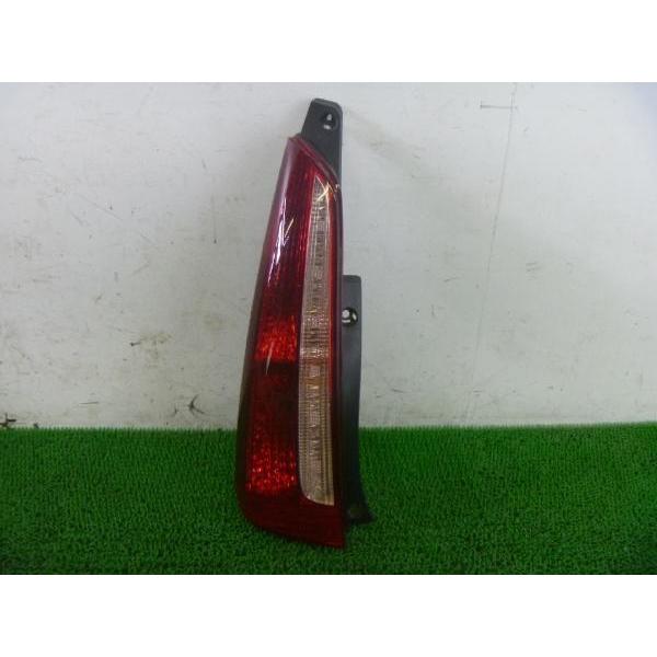 車名  　　   マークIIブリット年式   　　  平成14年12月型式    　　 TA-JZX110W-AWASH車体番号     指定類別     ---グレード     形状 　　    5BWエンジン     1JZFSEエンジ...