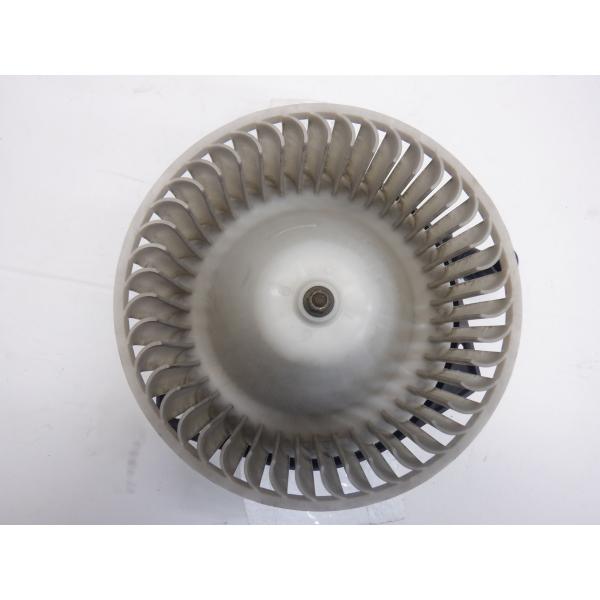 車名  　　   ラルゴ年式   　　  平成7年12月車体番号     NW30-713088指定類別     07283-0058グレード     GRA形状 　　    4CWエンジン     KA24DEエンジン区分     ガソリ...