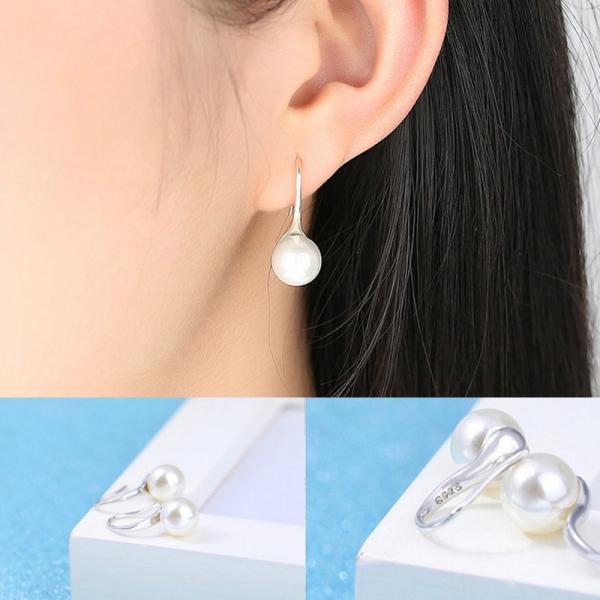 永く使えるシンプルデザイン定番の上品パールの大人ピアス8mm珠のパールが美しい 使い勝手の良い、フックピアス可憐で上品な大人カワイイピアスです。色んなシーンに対応できる大人のお役立ちアクセSilverPlated（925の刻印有）、フェイク...