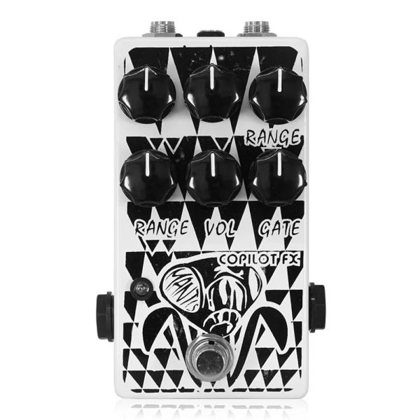 Copilot Fx Mantis IIは、マルチウェーブオクターブダウンスクエアウェーブファズです。  オクターブ下のベースシンセサイザーのように使うことのできるペダルで、ストレートなファズサウンドと1オクターブダウン、2オクターブダウン...