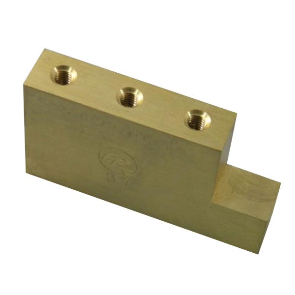 Original Floyd Rose用のファットタイプ・トレモロブロックです。体積があるブラス切削品ですので、サスティーンが通常のものと比べて大きく違います。ブロックの体積の性質上、ザグリによってはブロックが内部で当たる可能性もあります。...