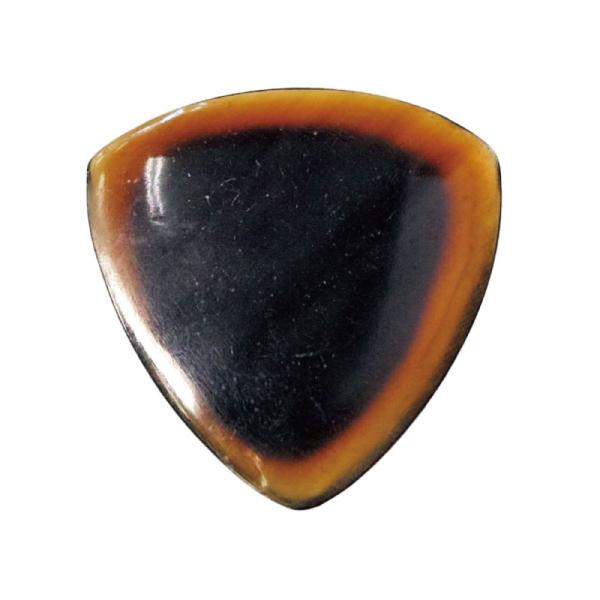 Wild Picks Animals Pedal Wild Picksは、本来は廃材として処分される自然由来の素材を用い、ハンドメイドで作り出されるピックです。エコツーリズムな美しいピックは実用性ももちろん、アクセサリーなどの素材としても最...