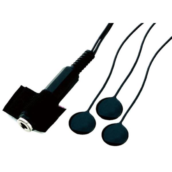 トランスデューサーは多くのアコースティック楽器の音を増幅するシンプルな方法として人気があります。センサーを楽器のボディーに粘着剤で貼ることによって簡単に設置でき、音質はトランスデューサーを貼る場所によって大きく異なります。