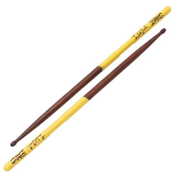ジルジャン ZILDJIAN LAZLZASTG Artist Series TRILOK GURTU ARTIST SERIES DRUMSTICK ドラムスティックユニークなグリップ部分の形状で握りやすいモデル。イエローのDIP加工を施...