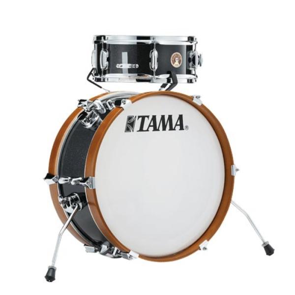 TAMA ドラムセット 2点シェルキット  LJK28S-CCM Club-Jam Mini タマ。CLUB-JAM MINI は、バスドラムとスネアドラムの2点シェルキット。シェルには、ポプラ材を採用し、強いアタックと温かいサウンドを兼ね...