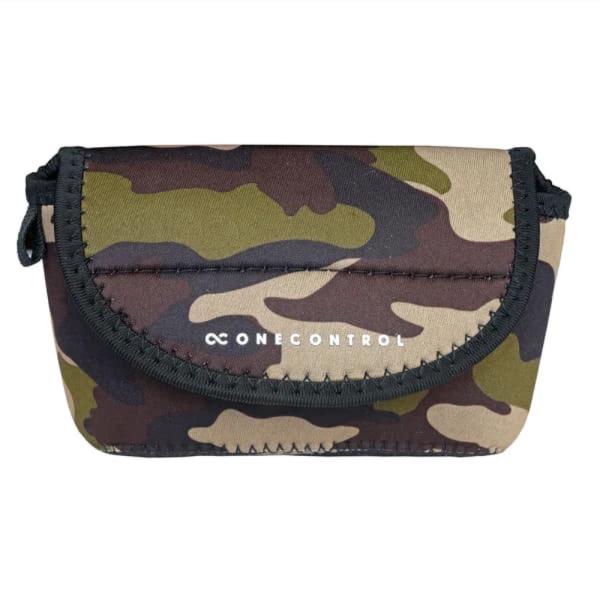 One Control エフェクターポーチ エフェクターケースギタリストにとって、必要な機材が毎回同じとは限りません。決まったペダルボードに、あと1つエフェクターを追加して持って行きたい時もあれば、エフェクターが1つあれば十分なセッションや...