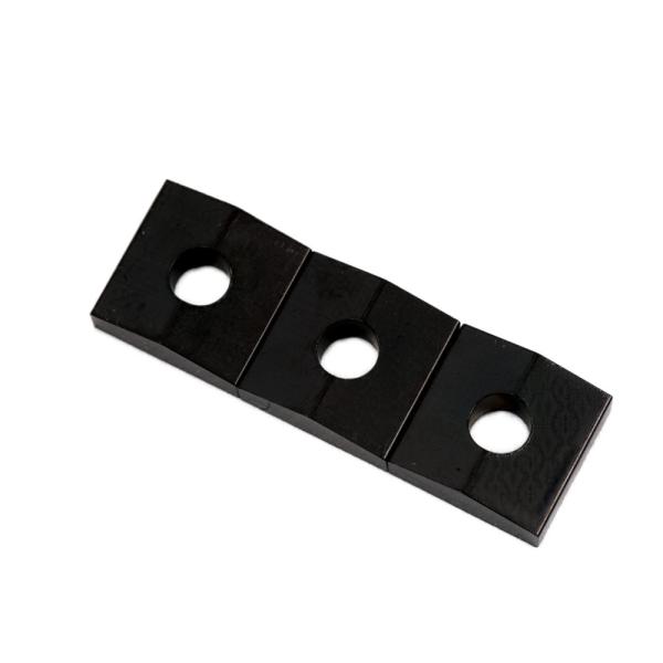 FU-Tone Titanium Lock Nut Block Set (3) BLACK チタンナットブロック ブラック※ギターパーツの取り扱いには、相応の技術と知識が必要になります。自己責任にて取り扱い可能な方のみ、ご検討下さい。取り付...