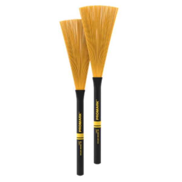 プロマーク スティック ナイロン ブラシ PMNB5B Light/Yellow Nylon Brush PROMARK。ソフトタッチのグリップを採用し、内部にはカウンターウエイトが仕込まれており、ナイロンブラシのソフトなサウンドを得つつも...