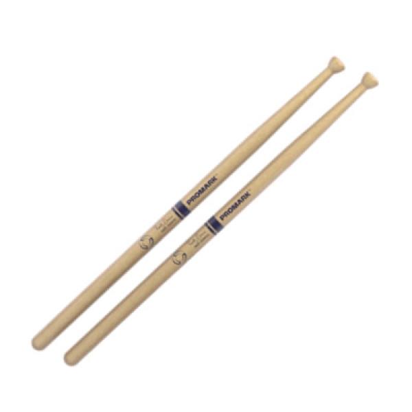 プロマーク スティック TXDCRGW Rudy Garcia Signature Marching Stick マーチングスティック ヒッコリー ドラムスティック PROMARK。Blue Devilsのパーカッション・インストラクターで...