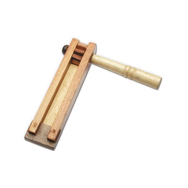 TOCA トカ T-WR Wood Ratchet1100 木製ラチェット サウンドエフェクト パーカッション  【WOOD RATCHET】 ミステリアスからクールな効果まで、リズムにスパイスを加えるために、単純に楽しむために、演奏の目的...