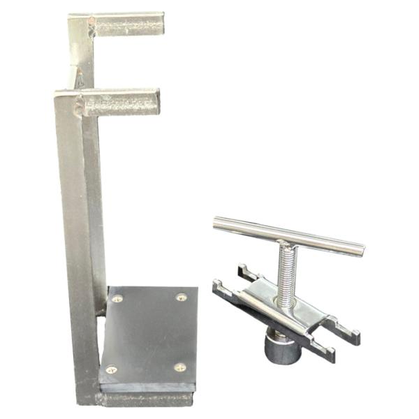 ARIA アリア XA030 O-CALMP ギター用ネックヒーティングアイロン専用パーツ O型クランプ  ネックヒーティングアイロン標準セットではカバーしきれない、ヒールジョイント部の確実な固定を実現する専用クランプ。  ネック矯正におい...