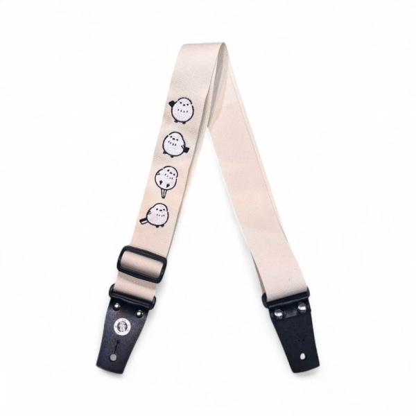 Grande uomo グランデウオモ TENDER STRAP TS-2 AC シマエナガ ギターストラップ  本体に柔らかくて肩への馴染みの良いアクリル製のベルトを使用したストラップです。  こちらはイラストレーターきゅう様とのコラボア...