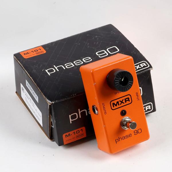 【中古】 フェイザー MXR M-101 PHASE90 ギターエフェクター PHASE 90 フェイズ90  MXR M-101 PHASE90 の中古品です。  使用感のあるコンディションです。 商品内容：本体・箱・取扱説明書  多少の...