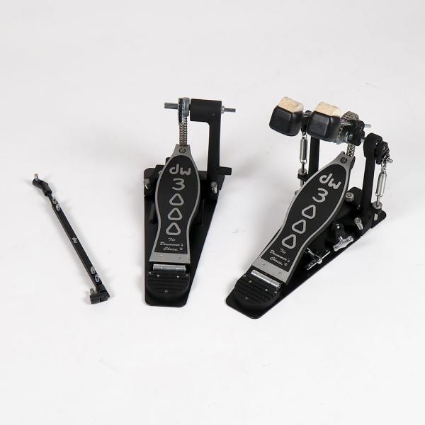 【中古】 ドラムツインペダル DW DW-3002 DWCP3002 ツインペダル  DW DW-3002 DWCP3002 ツインペダル の中古品です。  使用感のあるコンディションです。 商品内容：本体のみ  軽微な小傷や汚れはあります...