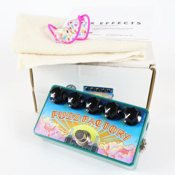 【中古】 ファズ エフェクター ZVEX Z.VEX FUZZ FACTORY Vexter Series ギターエフェクター  ZVEX Z.VEX FUZZ FACTORY Vexter Series の中古品です。  使用感のあるコン...