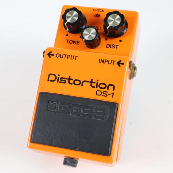 【中古】 ディストーション エフェクター BOSS DS-1 Distortion Made in Japan ギターエフェクター  BOSS DS-1 Distortion Made in Japan の中古品です。  使用感のあるコンデ...