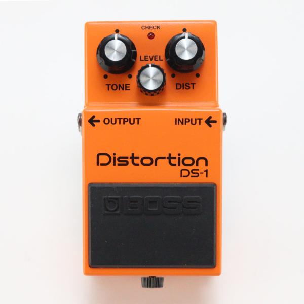 【中古】ディストーション エフェクター BOSS DS-1 Distortion ギターエフェクター  BOSS DS-1 Distortion の中古品です。  使用感のあるコンディションです。 商品内容：本体のみ  目立つ傷はなく中古と...