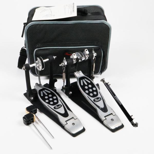 【中古】 ドラムツインペダル パール Pearl P-122TW ツインペダル ドラムペダル  Pearl P-122TW ツインペダル ドラムペダル の中古品です。  中古なりのコンディションです。 商品内容：本体・純正キャリングケース・...