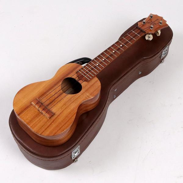 【中古】 ウクレレ ソプラノロングネック Koaloha KSM-02 2006年製 コアロハ ハワイ製ウクレレ  Koaloha KSM-02 の中古品です。  比較的綺麗なコンディションです。 商品内容：本体・ハードケース  Koalo...