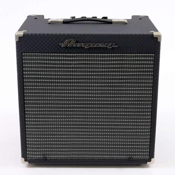 【中古】 Ampeg RB-108 ベースアンプ コンボ  Ampeg RB-108  の中古品です。  使用感のあるコンディションです。 商品内容：本体・電源コード  細かな傷が多数あります。正面左側面に目立った引っ掻き傷があります。 現...