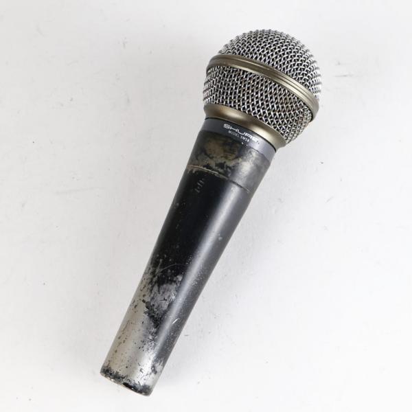 【中古】 マイク ダイナミックマイク ボーカル用 SHURE SM58 ポルシェロゴ Made in USA シュアー 58 ゴッパ シュア  SHURE SM58 ポルシェロゴ Made in USA の中古品です。  使用感のあるコンデ...