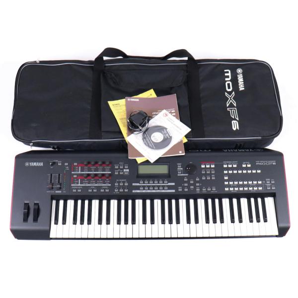 【中古】 シンセサイザー YAMAHA MOXF6 ヤマハ  YAMAHA MOXF6 の中古品です。  比較的綺麗なコンディションです。 商品内容：本体・ソフトケース・電源アダプター・取扱説明書  目立つ大きな傷はなく中古としては良い状態...