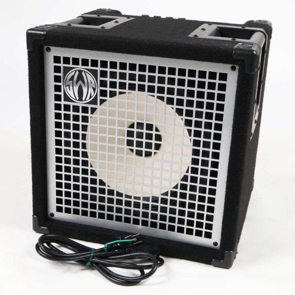 【中古】 ベースアンプ SWR LA10 コンボアンプ  SWR LA10 の中古品です。  使用感のあるコンディションです。 商品内容：本体・電源コード  多少の傷やスレ、表面の毛羽立ち、金属部分の錆、ゴミの付着があります 現在の所、ガリ...
