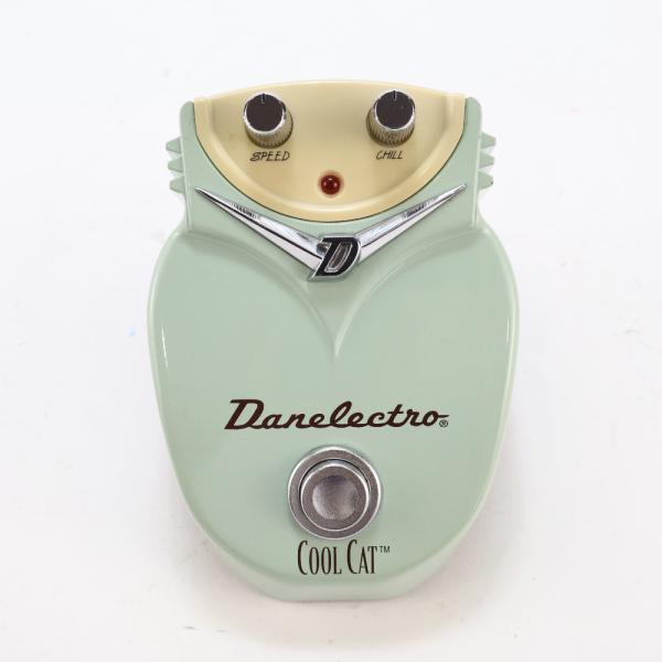 【中古】 コーラス DANELECTRO COOL CAT DC-1 18V仕様  DANELECTRO COOL CAT DC-1 18V仕様 の中古品です。  使用感のあるコンディションです。 商品内容：本体のみ  小傷、塗装剥がれがあ...
