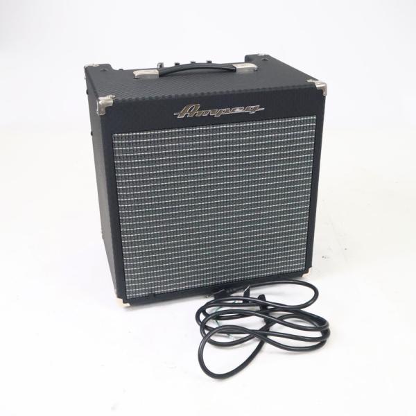 【中古】 Ampeg RB-108 ベースアンプ コンボ Rocket Bass アンペグ ロケットベース  Ampeg RB-108 Rocket Bass の中古品です。  使用感のあるコンディションです。 商品内容：本体・電源コード ...