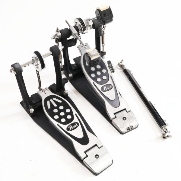 【中古】 ドラムツインペダル パール Pearl P-122TW ツインペダル ドラムペダル  Pearl P-122TW ツインペダル ドラムペダル の中古品です。  使用感のあるコンディションです。 商品内容：本体のみ  全体的に小傷や...