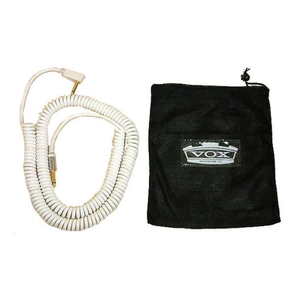 VOX VCC-90/WHは、クラシカルなルックスでステージ用ケーブルとして根強い人気のカールコード（コイルコード）です。最大で約9Mの長さになります。カラーはホワイトです。