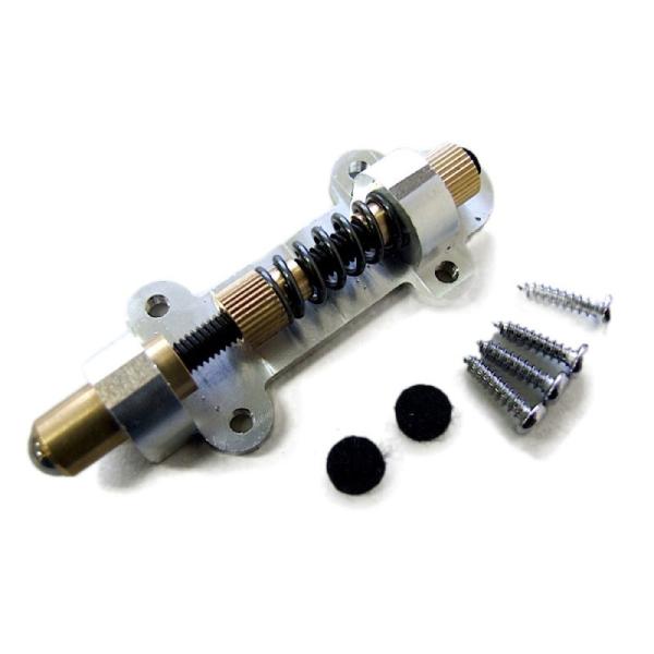 アーミング・アジャスターは、フローティングタイプトレモロにありがちな、チューニングの不安定さ、特にチョーキングしたときに他の弦がチューニングダウンするのを防ぐ、画期的なユニットです。プロミュージシャンでも使用している人が多く、より安定したチ...