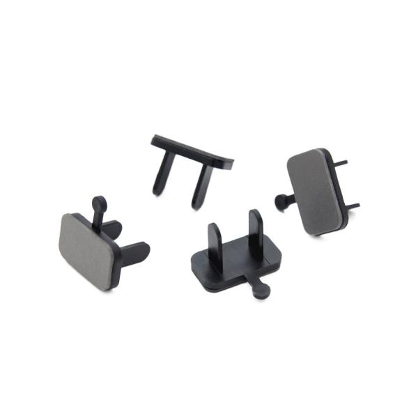 コンセントの空き口に差し込むだけで、ほこりと振動とノイズをトリプルブロック。