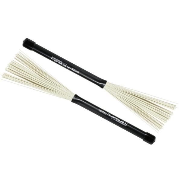 ROHEMA 61397 JB4 Retractable Brush ドラムブラシ。ROHEMA PERCUSSION1888年ドイツ東部ザクセン州（旧東ドイツ）音楽の街として知られるマルク ノイキ ルヒェンにて設立された「ROHEMA」社...
