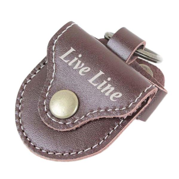 ライブライン レザーピックケース LPC1200CH チョコレート 茶色 ブラウン ギターピックケース LIVE LINE。バッグにも使われているソフトな牛革を採用レザーピックケース。50〜60mm幅ストラップに装着可能なピックケースとして...
