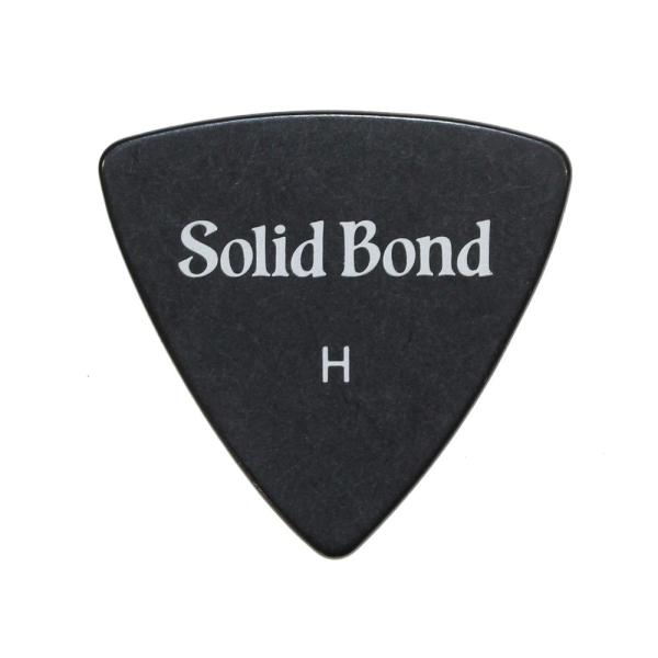 Solid Bond PR1-BKH 横山健 トライアングル ギターピック×20枚。Solid Bond PR1-BKH 横山健 トライアングル ギターピックSolid Bond のロゴがデザインされたピックです。素材はポリアセタールで、硬...